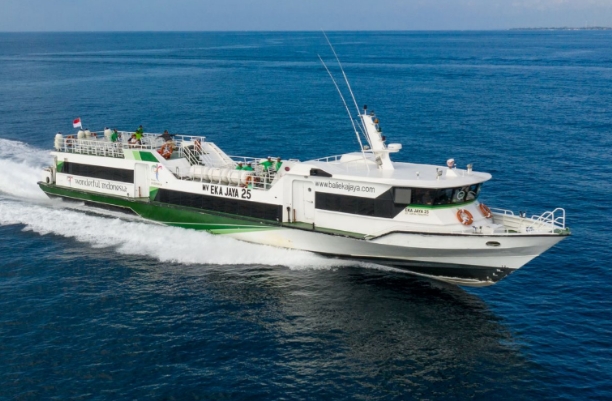 Our Vessels | Safe and Luxurious Fast Ferry Experience with Ekajaya ...